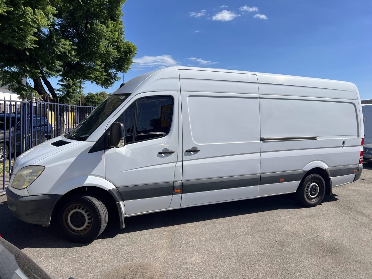 2009 Mercedes-Benz Sprinter 311 CDI Diesel Automatic Jumbo High Roof ...